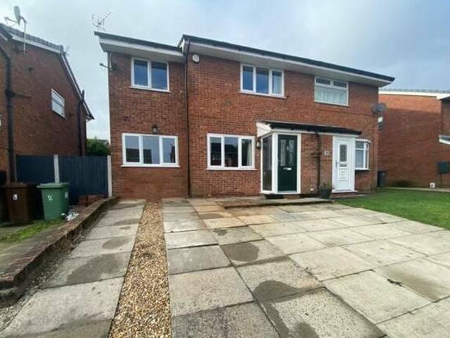 3 bedroom semidetached house for sale in Wallgarth Close Winstanley Wigan WN3