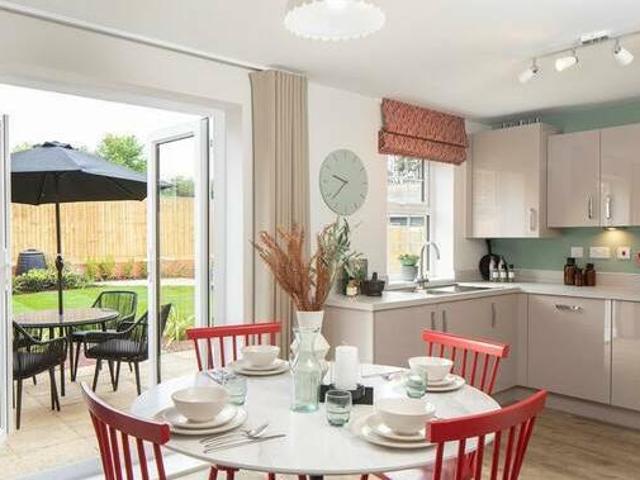 3 bedroom semidetached house for sale in Water Lane BN16 4EP BN16