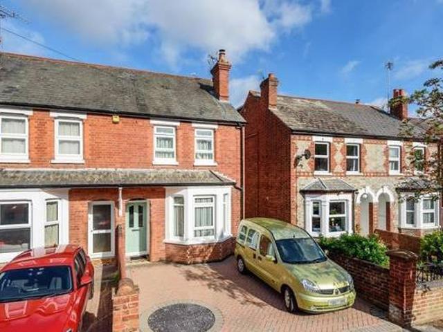 3 bedroom semidetached house for sale in West Reading Berkshire RG30