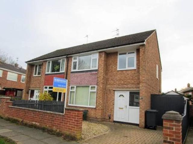 3 bedroom semidetached house for sale in Westgate Road Darlington DL3