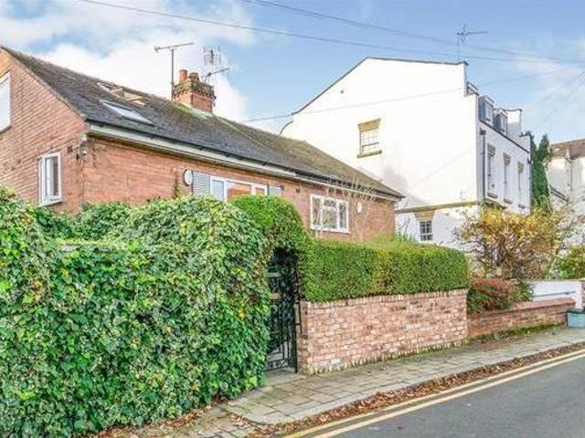 3 bedroom semidetached house for sale in Whipcord Lane Chester CH1