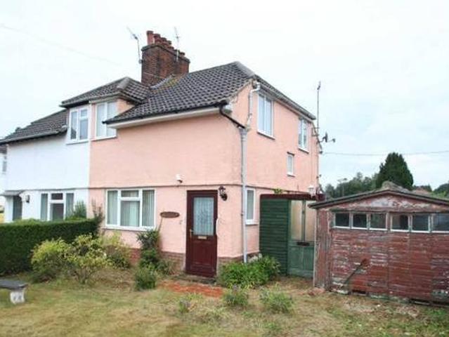 3 bedroom semidetached house for sale in Woodbastwick Road Blofield NR13