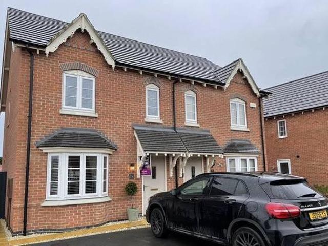 3 bedroom semidetached house for sale in Woodstone Lane Leicestershire Ravenstone LE67