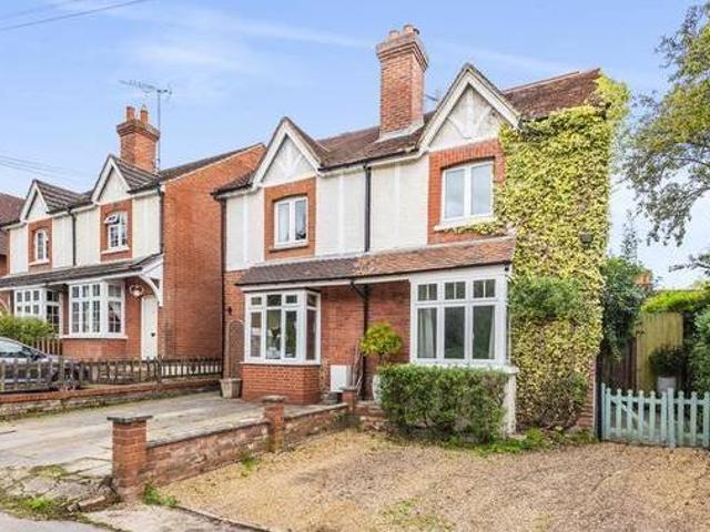 3 bedroom semidetached house for sale in Worplesdon Surrey GU3 GU3