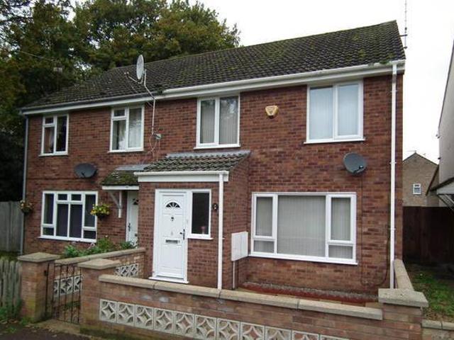 3 bedroom semidetached house for sale in 24 Napier Close Kings Lynn PE30