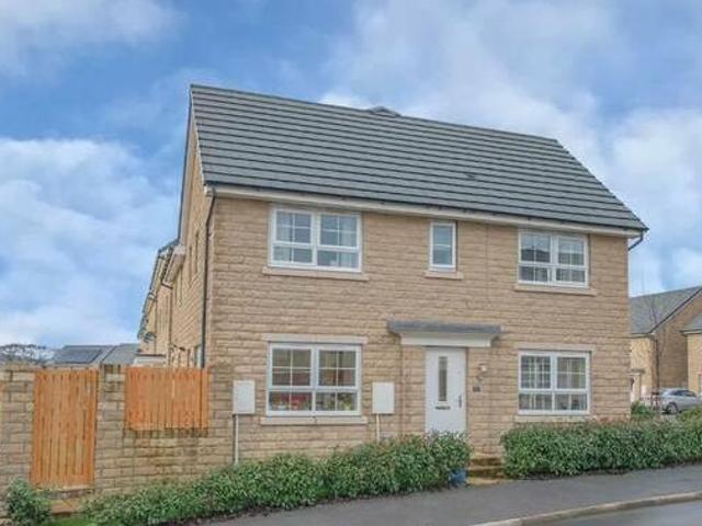 3 bedroom semidetached house for sale in 24 Stephenson Drive Silsden BD20 0FU BD20