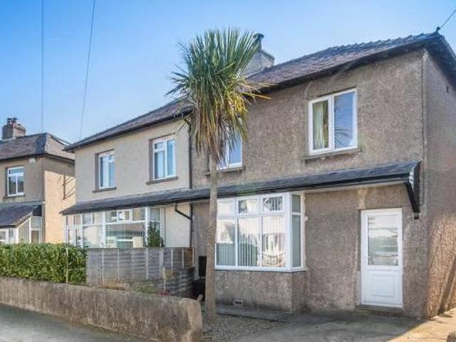 3 bedroom semidetached house for sale in 25 Dale Avenue Kendal LA9