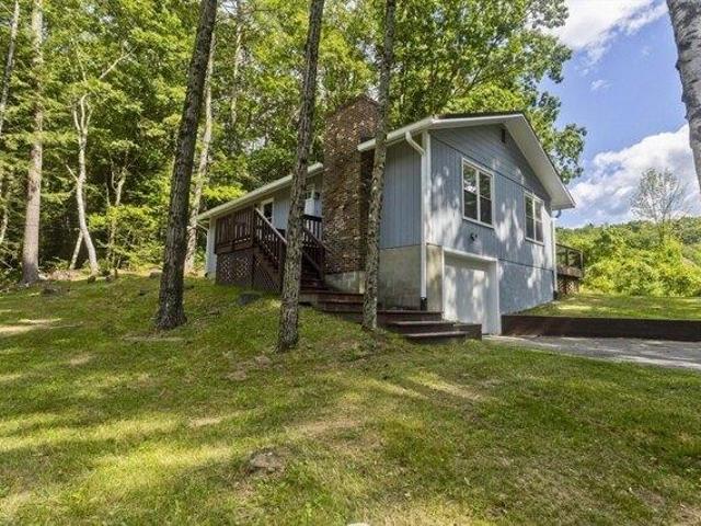 3 bedroom, Shutesbury MA 01072 105142846