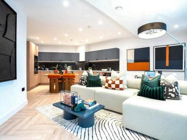 3 Bedroom Shared Living/roommate Manchester Salford 98801118