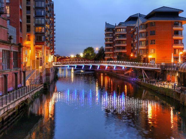 3 Bedroom Shared Living/roommate Manchester Salford 100685393