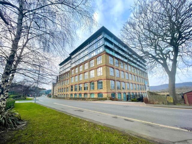 3 Bedroom Shared Living/roommate North Yorkshire Calderdale LS98800896