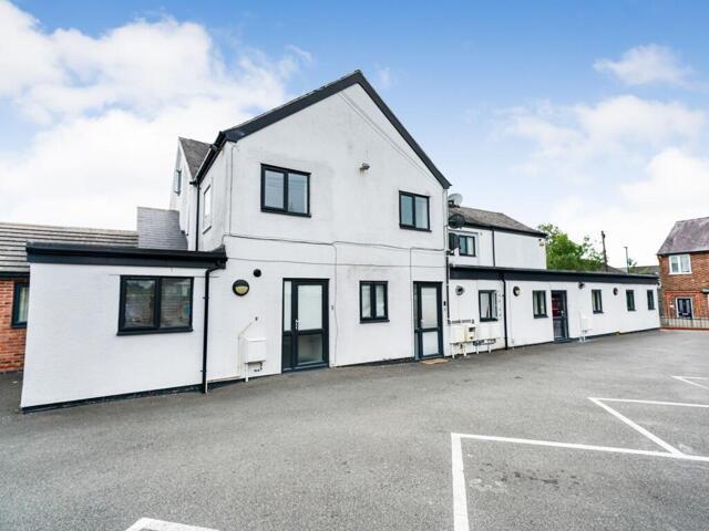 3 Bedroom Shared Living/roommate Nottingham Nottingham LS99290165