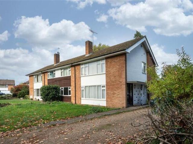 3 Bedroom Shared Living/roommate Addlestone Surrey LS99315344