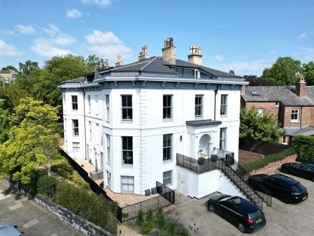 3 Bedroom Shared Living/roommate Altrincham Trafford 98118628