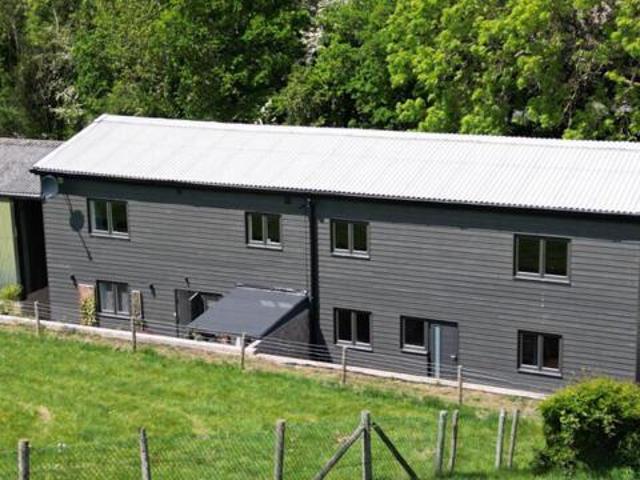 3 Bedroom Shared Living/roommate Amersham Buckinghamshire 100191710