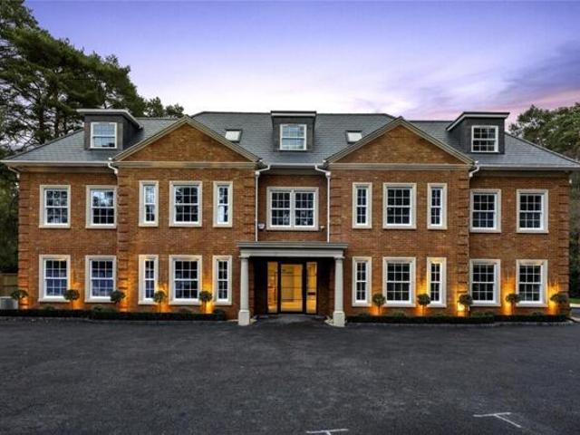 3 Bedroom Shared Living/roommate Ascot Windsor And Maidenhead 98687864