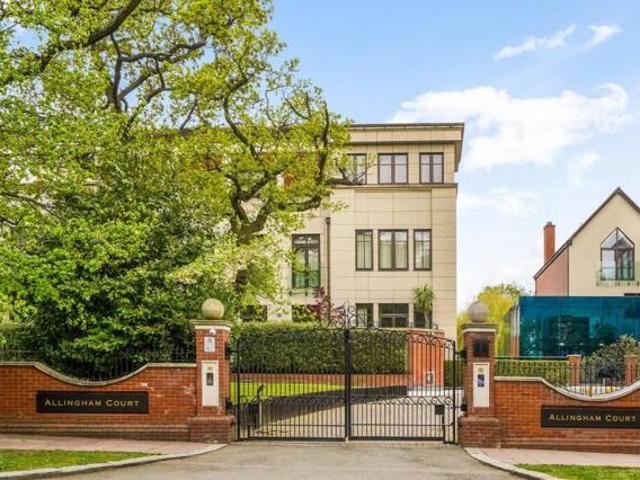 3 Bedroom Shared Living/roommate Barnet Greater London LS99130240