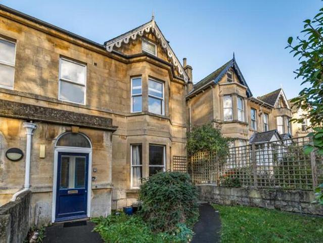 3 Bedroom Shared Living/roommate Bath Bath And North East Somerset 98612523