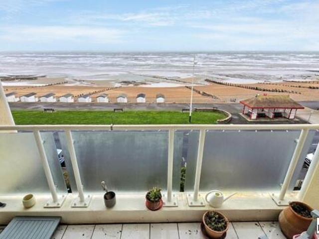 3 Bedroom Shared Living/roommate Bexhill East Sussex LS100540654