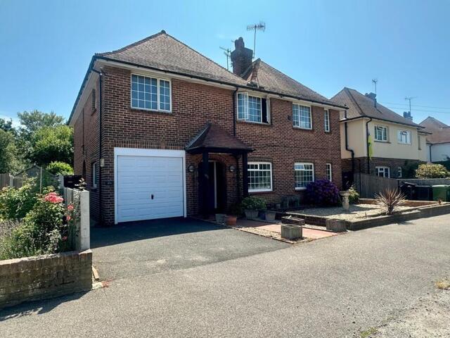 3 Bedroom Shared Living/roommate Bexhill East Sussex LS100058255