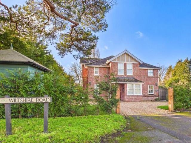 3 Bedroom Shared Living/roommate Bournemouth Dorset LS99437063