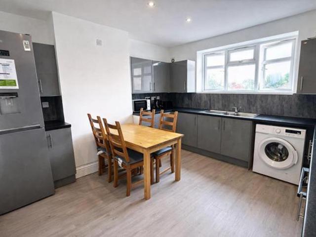 3 Bedroom Shared Living/roommate Bristol Bristol 101925836