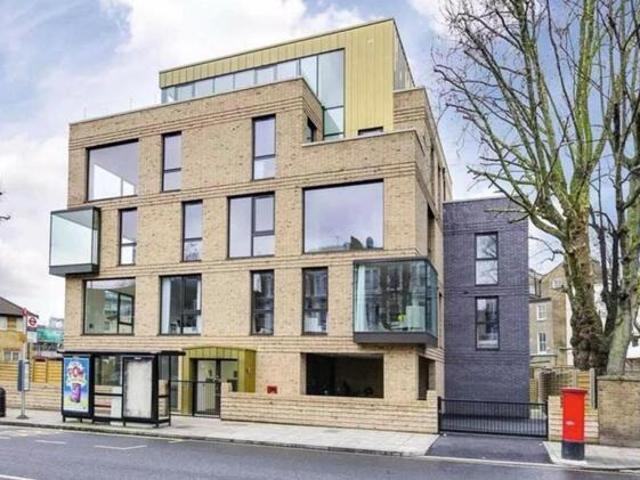 3 Bedroom Shared Living/roommate Camden Greater London 99344941