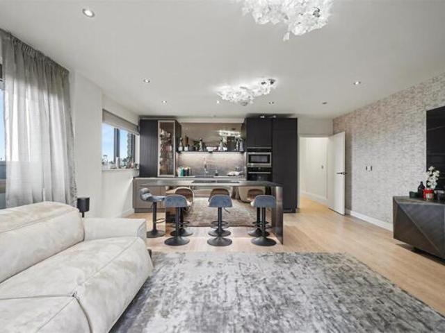 3 Bedroom Shared Living/roommate Camden Greater London 99773520