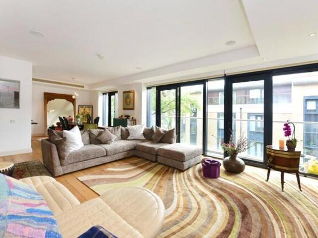 3 Bedroom Shared Living/roommate Camden Greater London 101168332