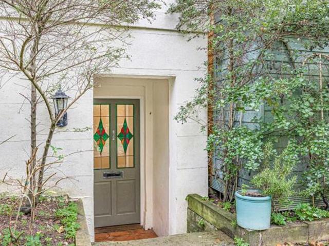 3 Bedroom Shared Living/roommate Cheltenham Gloucestershire 100132639