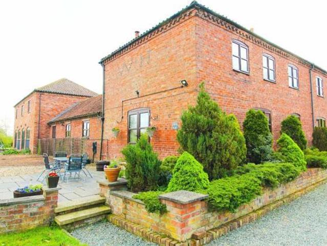 3 Bedroom Shared Living/roommate Gainsborough Lincolnshire 100953574