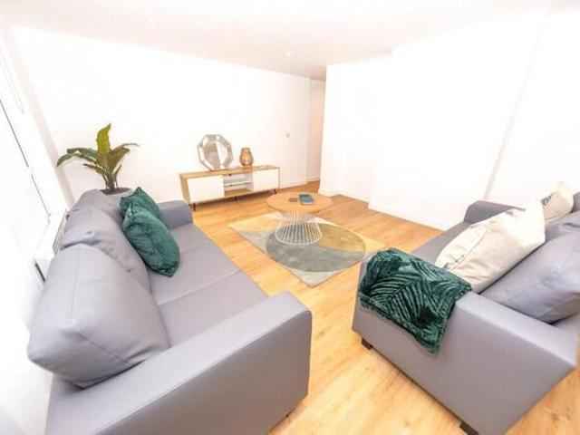 3 Bedroom Shared Living/roommate Greater Manchester Greater Manchester 101060309