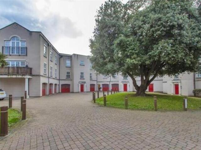 3 Bedroom Shared Living/roommate Greenhithe Kent 99204091