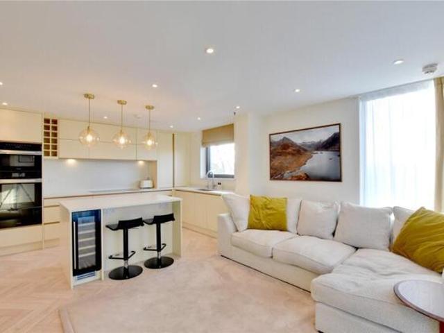 3 Bedroom Shared Living/roommate Greenwich Greater London LS99840592