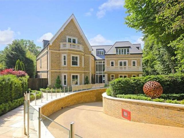 3 Bedroom Shared Living/roommate Hadley Wood Greater London LS101316196