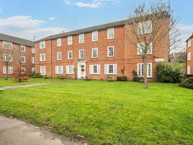 3 Bedroom Shared Living/roommate Henley On Thames Oxfordshire 99986401