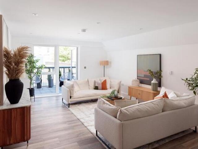 3 Bedroom Shared Living/roommate Hove Brighton And Hove 99315411