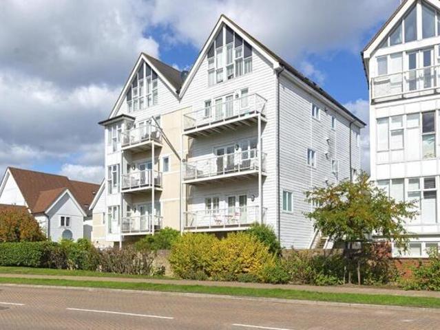 3 Bedroom Shared Living/roommate Kent Kent LS101100172