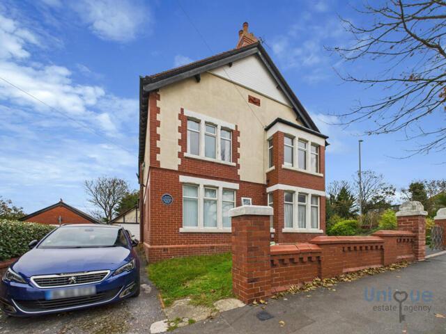 3 Bedroom Shared Living/roommate Lancs Lancashire 100614892