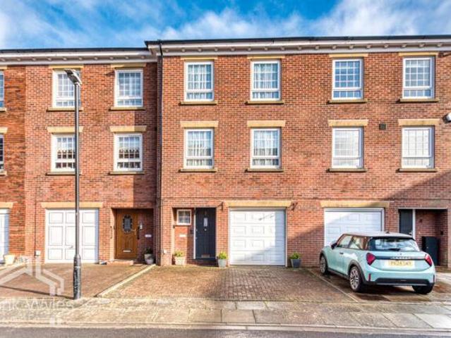3 Bedroom Shared Living/roommate Lancs Lancashire 99641819
