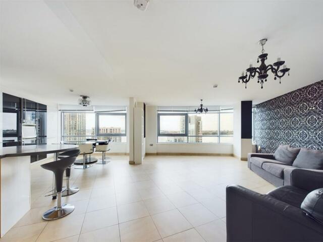 3 Bedroom Shared Living/roommate Liverpool Liverpool 100503484