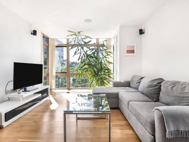3 Bedroom Shared Living/roommate London Greater London 98612376