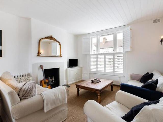 3 Bedroom Shared Living/roommate London Greater London 99204132