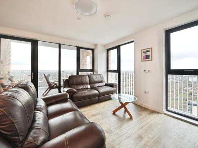 3 Bedroom Shared Living/roommate London Greater London 101100068