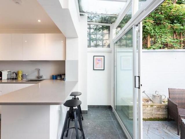 3 Bedroom Shared Living/roommate London Greater London LS100614959