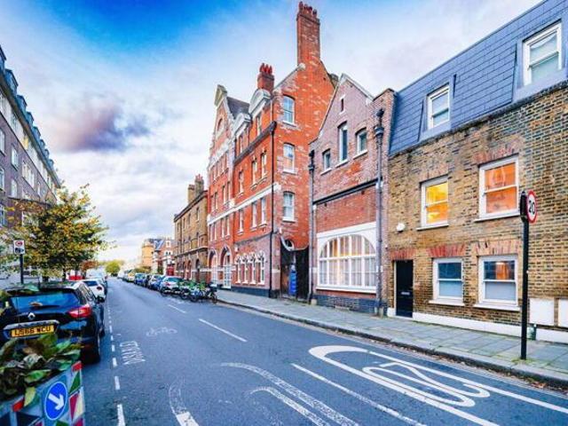 3 Bedroom Shared Living/roommate London Greater London LS101278065