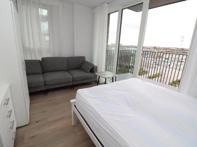 3 Bedroom Shared Living/roommate London London 90560571