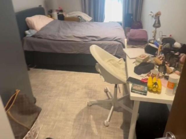 3 Bedroom Shared Living/roommate London London 91198744