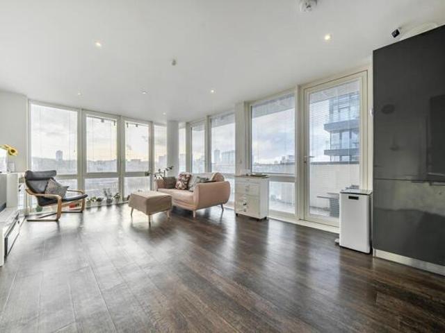 3 Bedroom Shared Living/roommate Londres Great London 100824947