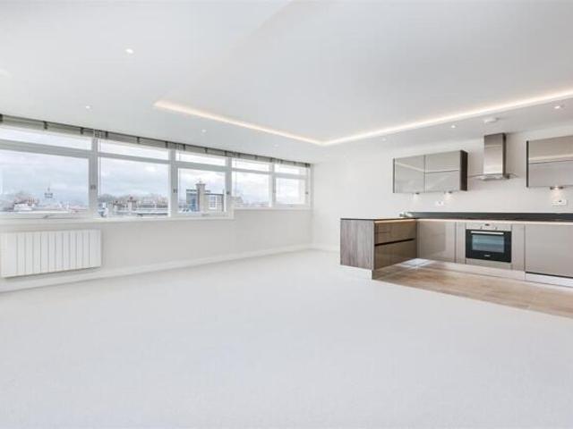 3 Bedroom Shared Living/roommate Londres Greater London 101676137